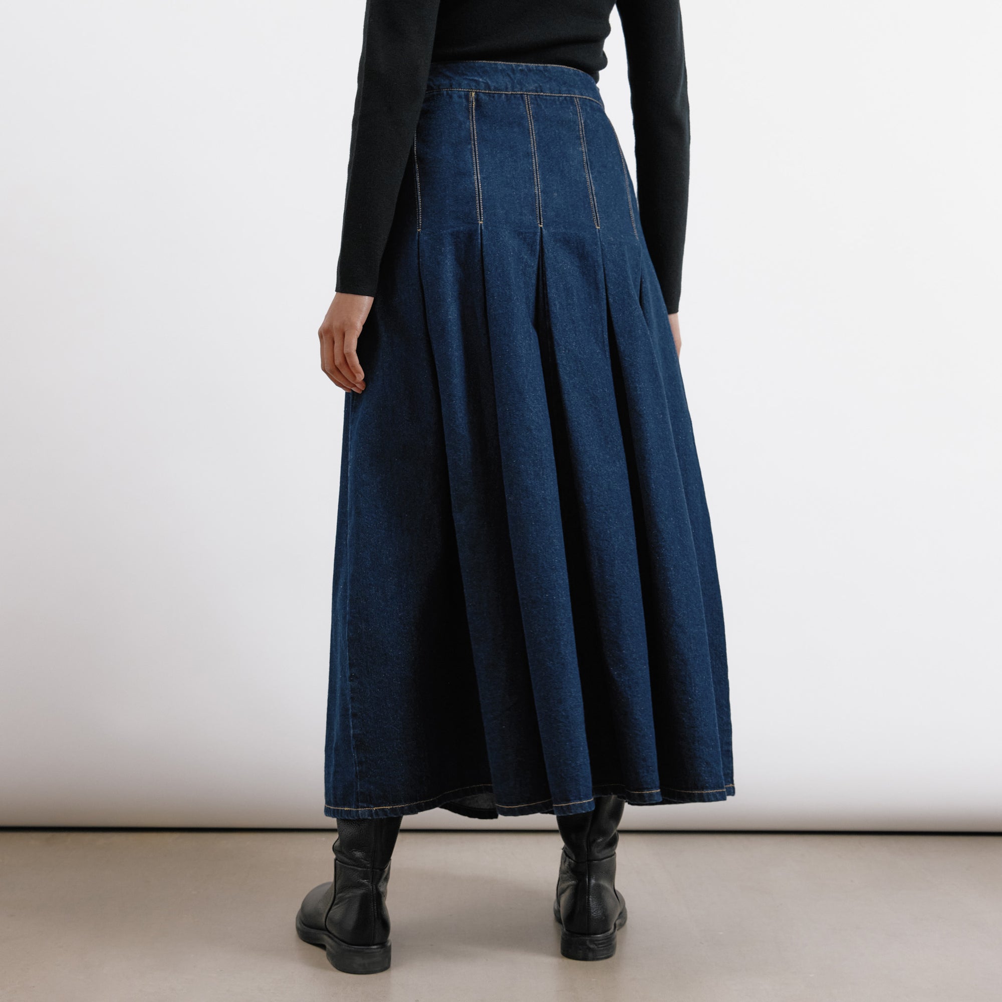 Denim Pleat Midi Skirt | Sustainable Womenswear | Albaray